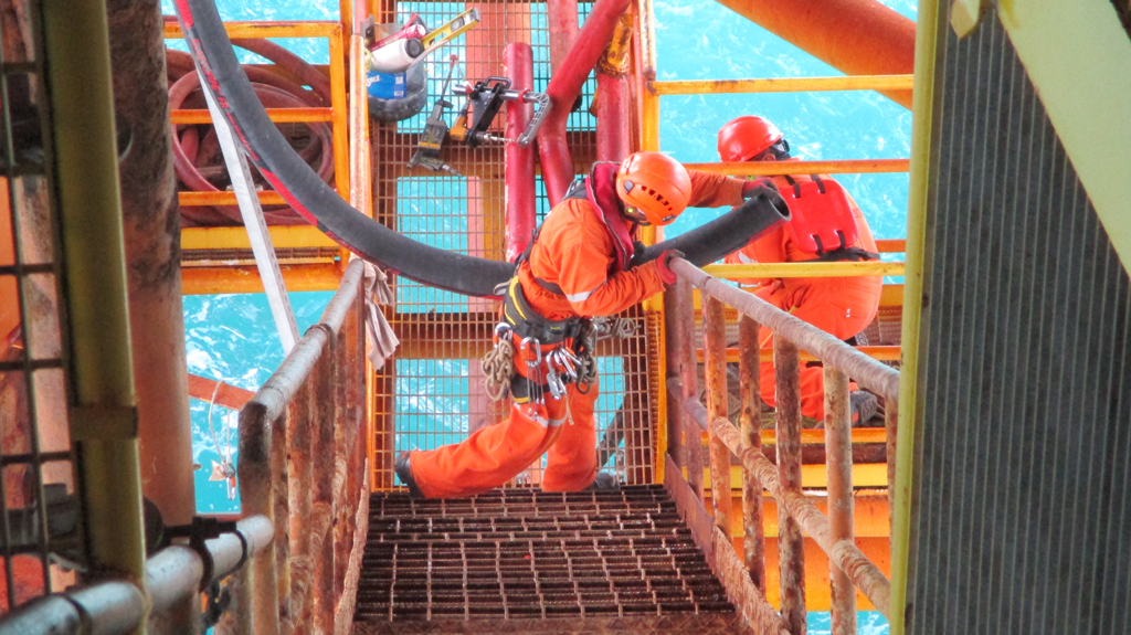 Steel Versus Rubber for Offshore Piping systems